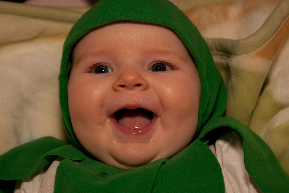 The Fourth Month of a Baby's Life: Sociability Flourishes - You are Mom